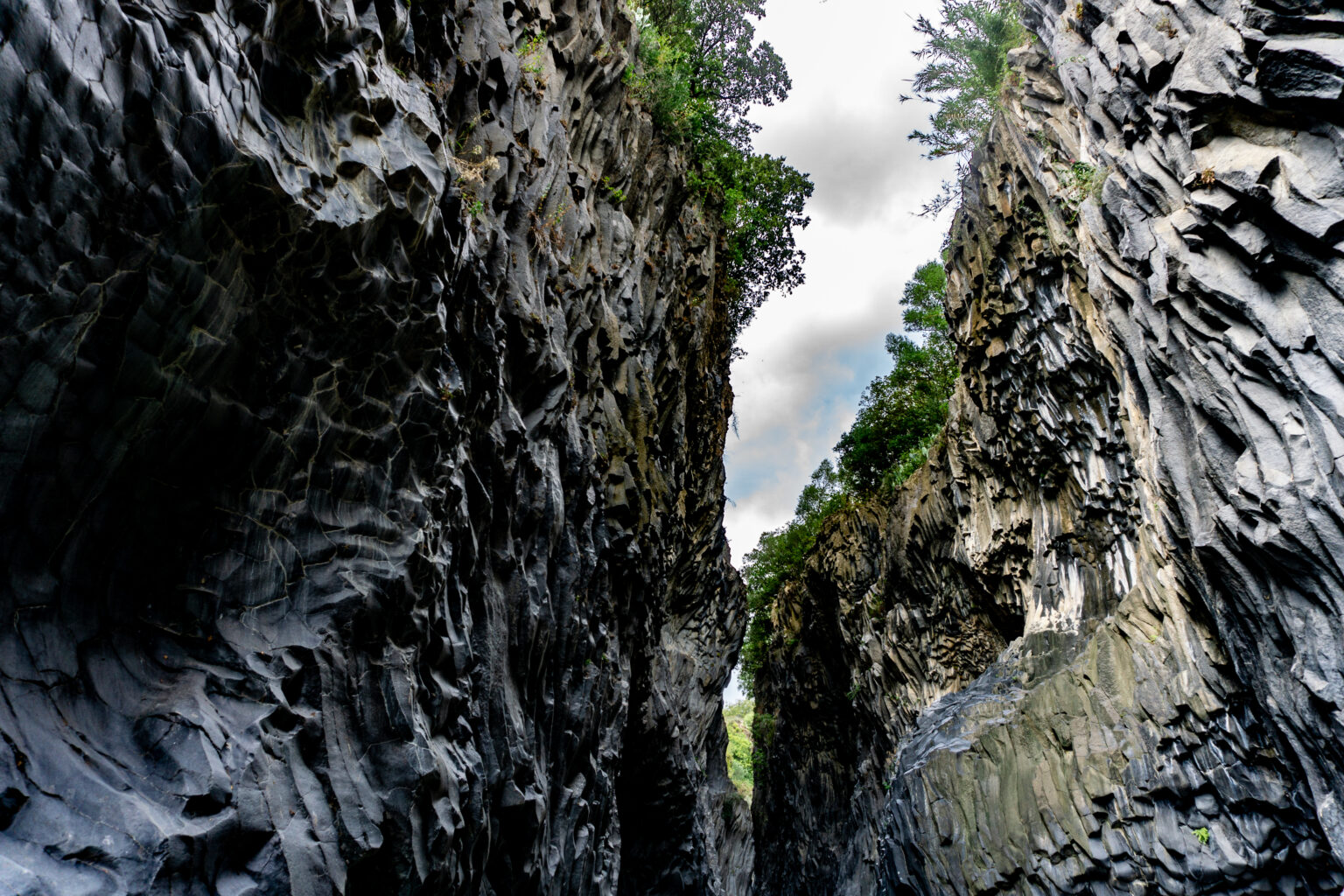 Exploring the Alcântara Gorge Sicily: A Complete Visitor's Guide - Sicily4u